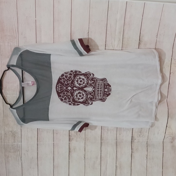 No Boundaries | Tops | Nobo No Boundaries 3x Lightweight Skull Tshirt ...